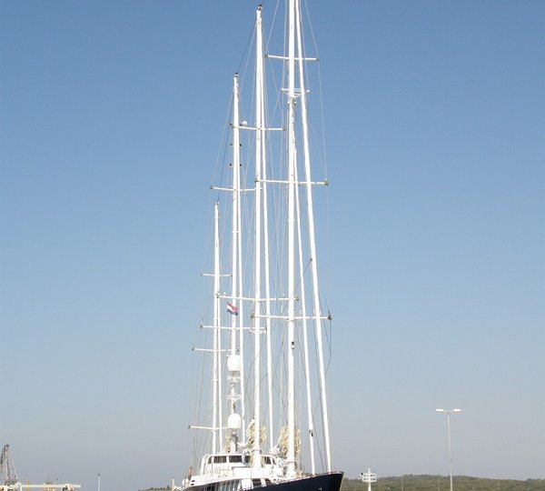 Yacht ENIGMA, Toulon Naval Arsenal DCAN | CHARTERWORLD Luxury ...